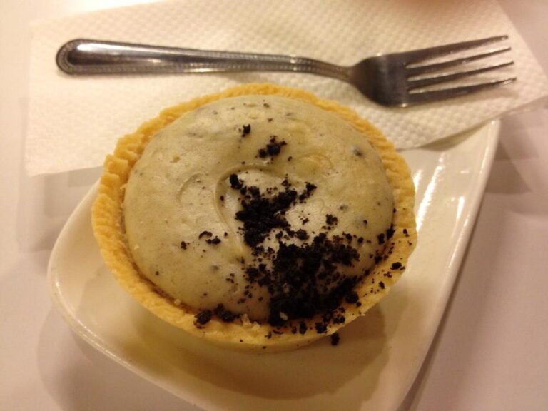 Oreo Cheese Tart at Dessert Master Miri - Miri City Sharing