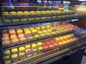 Mooncakes are now at Cake Talk 烘焙達人 in Miri City - Miri City Sharing