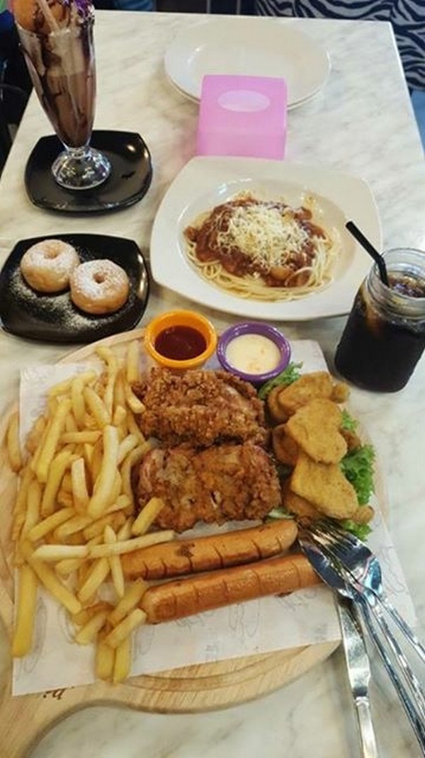 Chicken Jamba at Burger FM Cafe Miri - Miri City Sharing