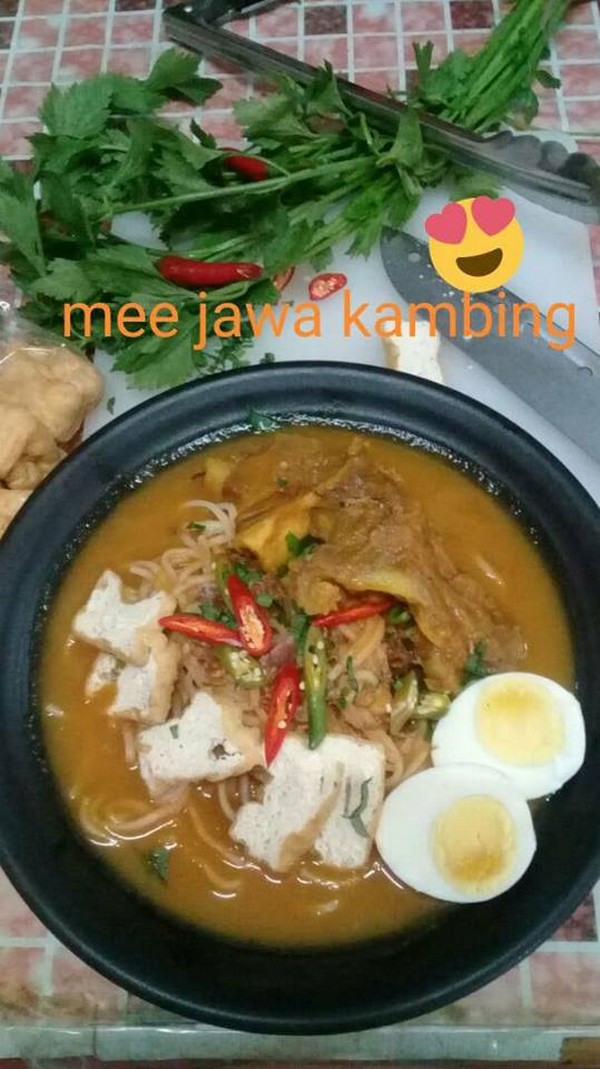 Only Mee at Container City Miri selling Noodles - Miri City Sharing